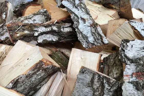 Alles wat je moet weten over hout stoken in Den Helder