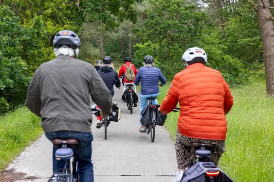 Nieuwe doortraproute Den Helder staat centraal tijdens derde dag fiets ...